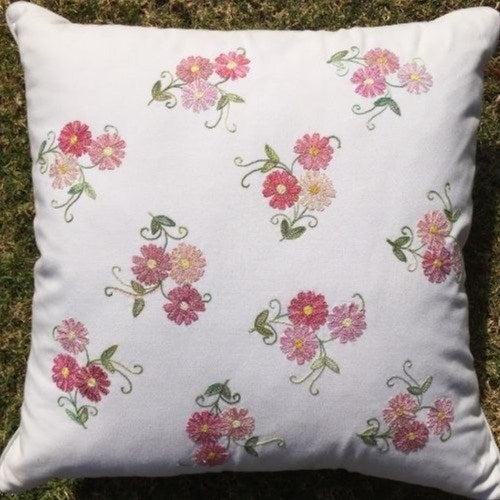 Dancing Daisies by Roseworks Designs – AllThreads